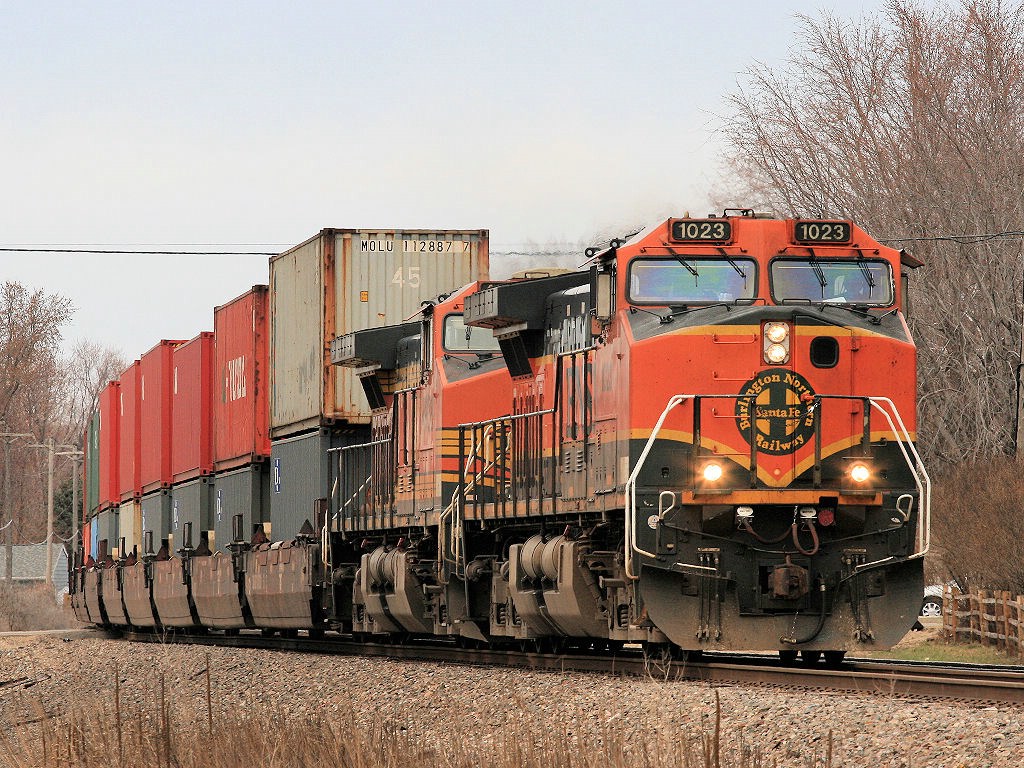 BNSF 1023